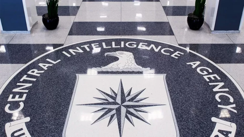 CIA Operation Mockingbird – Influencing Americans through the Media ...